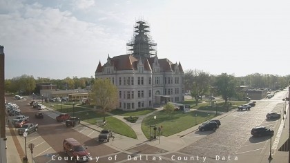 Adel - Dallas County Courthouse, Iowa (USA) - Webcams