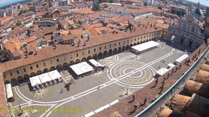 Vigevano - Piazza Ducale, Italy - Webcams