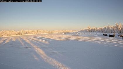 South Slave Region - Taltson River Airstrip, Canada - Webcams