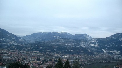 Isera - Panoramic view, Italy - Webcams