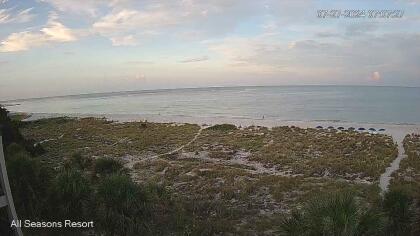 Madeira Beach - All Seasons Resort - Beach, Florida (USA) - Webcams