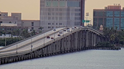 North Fort Myers - Calooshahatchee Bridge, Florida (USA) - Webcams