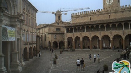 Offida - Piazza del Popolo, Italy - Webcams