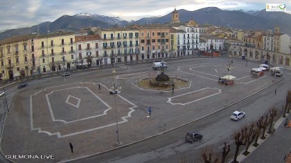 Sulmona - Piazza Giuseppe Garibaldi, Italy - Webcams