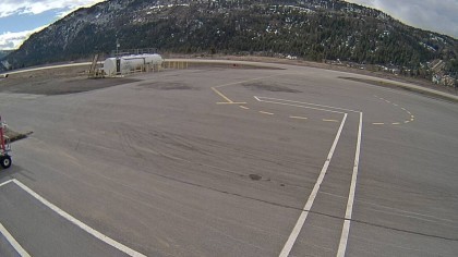 Trail - Trail Regional Airport, Canada - Webcams