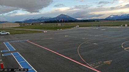 Wānaka - Airport, New Zealand - Webcams