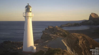 Wellington - Castle Point Lighthouse, New Zealand - Webcams